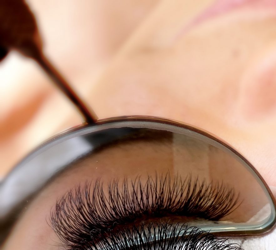 HALF MOON EYELASH EXTENSION MIRROR - Beauty Education